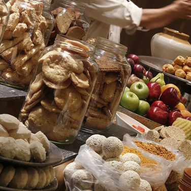 Cafe Knosh Restaurant | Best Fine Dine Restaurant in Delhi | The Leela ...